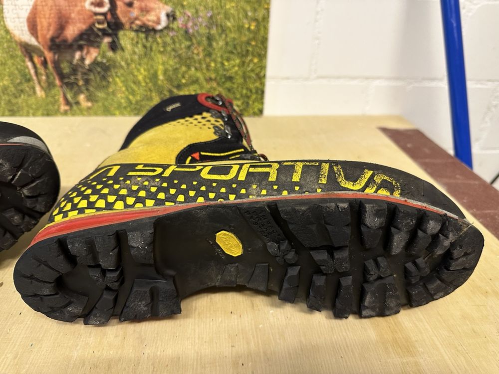 Scarpa Nepal Bergschuh Steigeisenfest (Gebraucht) in Buttisholz für CHF ...