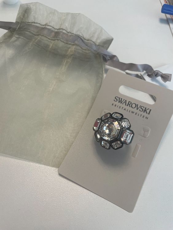 Swarovski Ring Gr.52 (Neu und originalverpackt) in Triesen für CHF 6 – mit Lieferung auf Ricardo ...