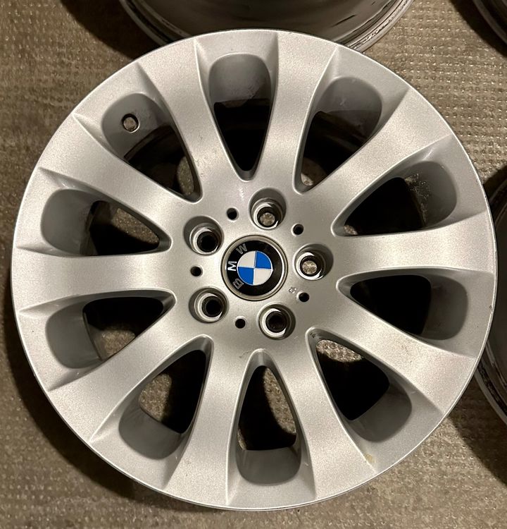 Satz Felgen BMW Styling 159 8x17 für E90/91/92/93 (Gebraucht) in Uster für CHF 99 – nur Abholung ...