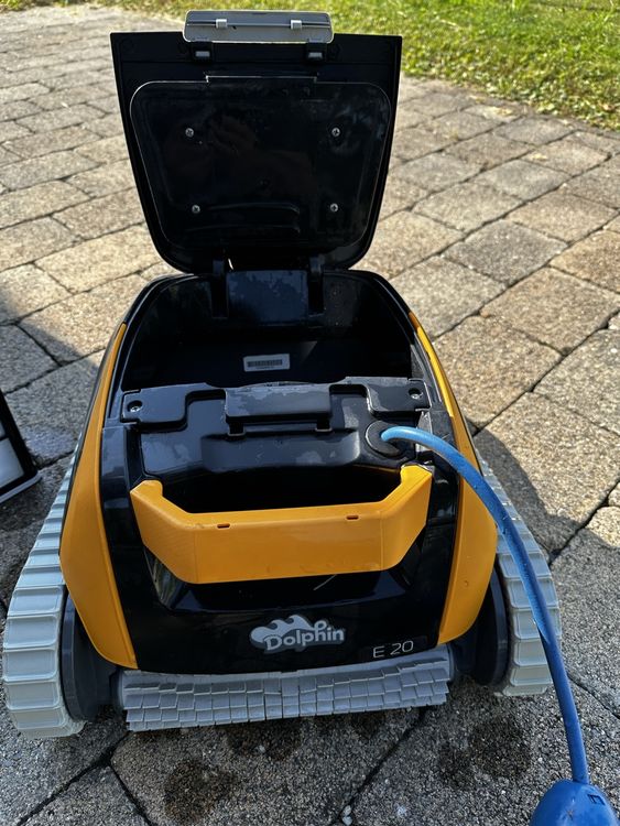 Dolphin E20 Poolroboter (Gebraucht) in Huttwil für CHF 375 – mit ...