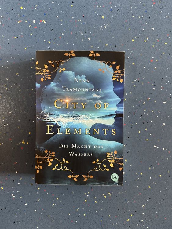 Fantasy Roman "City of Elements" Band 1, Nena Tramountani (Gebraucht) in Bätterkinden für CHF 8 ...