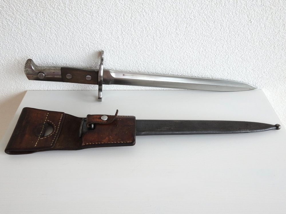 Bajonett Elsener Schwyz Victoria, mit Frosch + Metallscheide | Kaufen ...