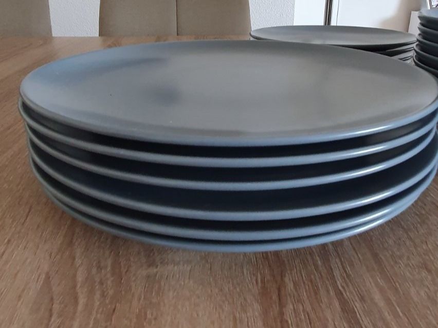 Tellerset IKEA Anthrazit | Kaufen auf Ricardo
