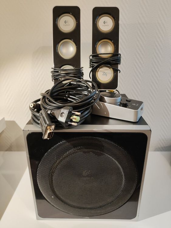 Logitech Z4 PC-Soundsystem | Kaufen auf Ricardo