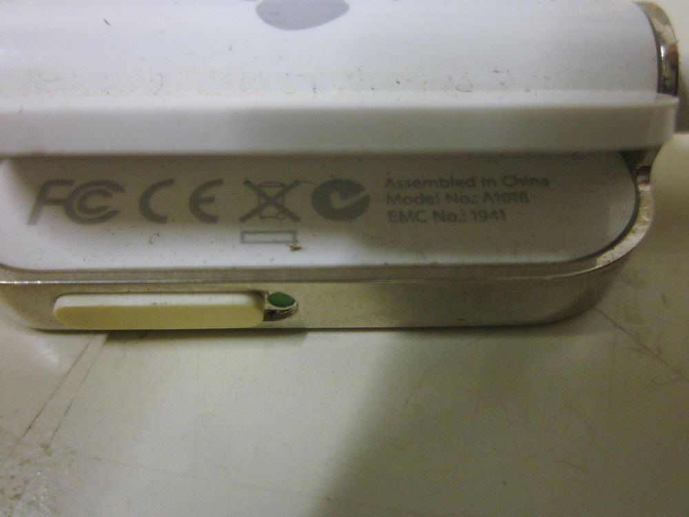 APPLE Model A1018 Télécommande Ipod Classic (Gebraucht) in Grand-lancy für CHF 3 – mit Lieferung ...