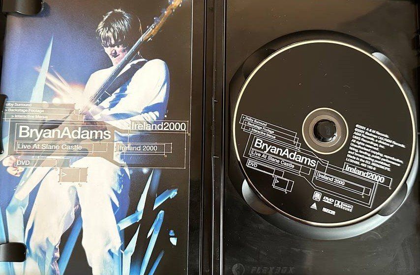 Bryan Adams - Live At Slane Castle (DVD) (Gebraucht) in Beringen für CHF 9 – mit Lieferung auf ...