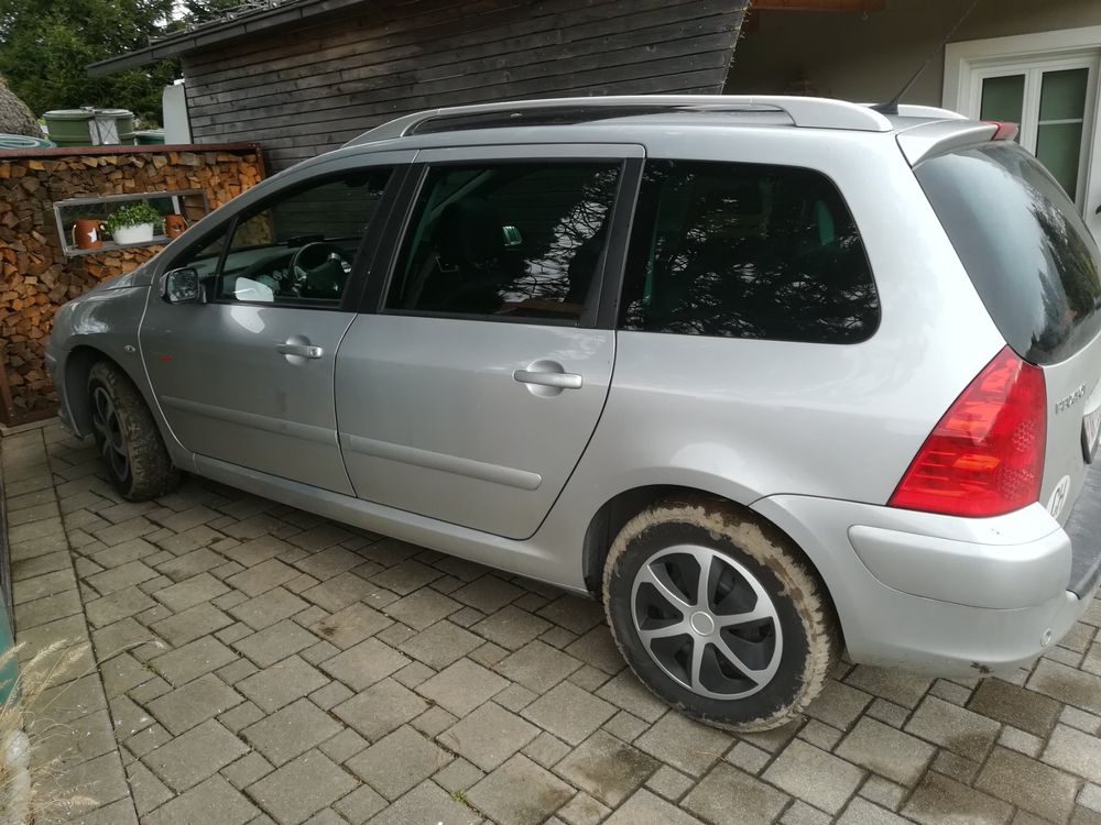 Autos (Gebraucht) in Wald für CHF 1400 – nur Abholung auf Ricardo kaufen