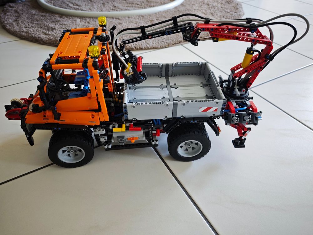 LEGO Technic Unimog U400 8110 (Gebraucht) in Gunzgen für CHF 149 – mit ...