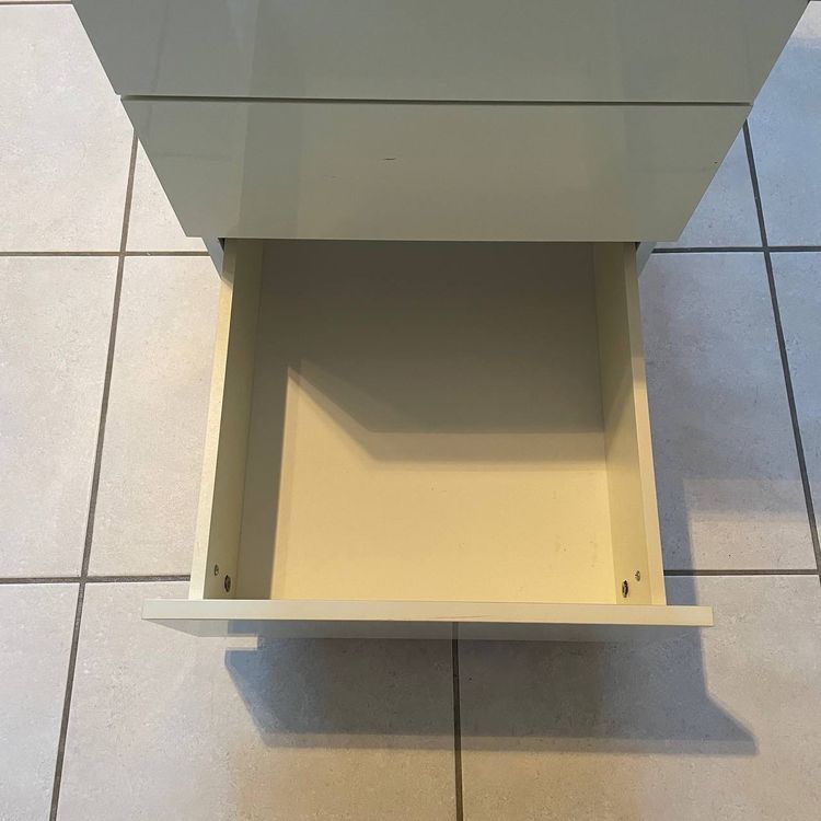 Korpus weiss für Büro mit 3 Schubladen | Kaufen auf Ricardo