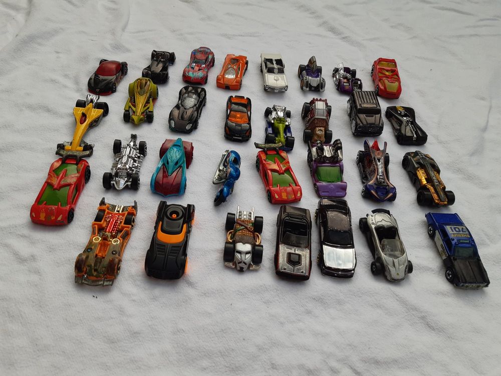 Hott Wheels Modellauto (Defekt) in Oberbuchsiten für CHF 4 – mit ...