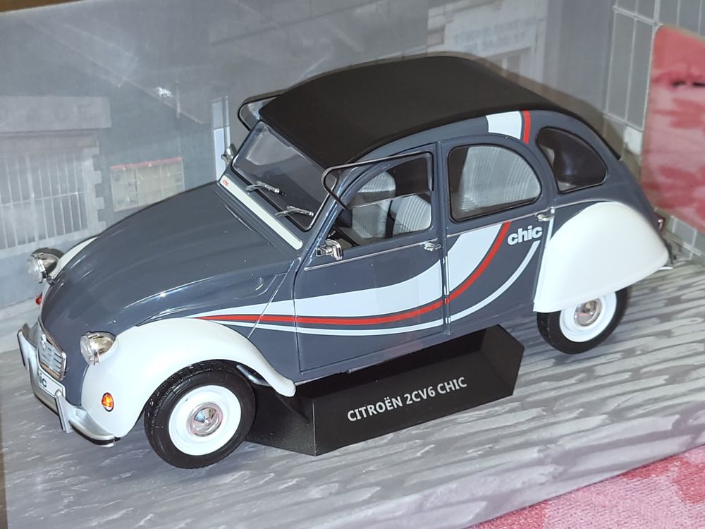 Modellauto Citroën 2CV 6 Chic 1982 - Solido Scala Model 1:18 (Neu und originalverpackt) in ...