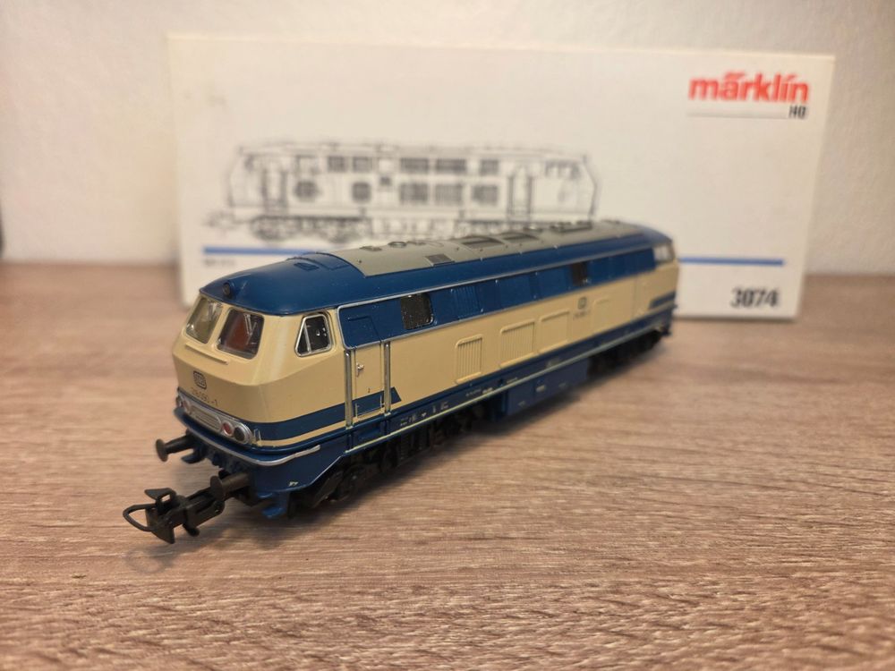 Märklin 3074 Diesellok BR 216 DB H0 (D'occasion) à St-Aubin-Sauges pour ...