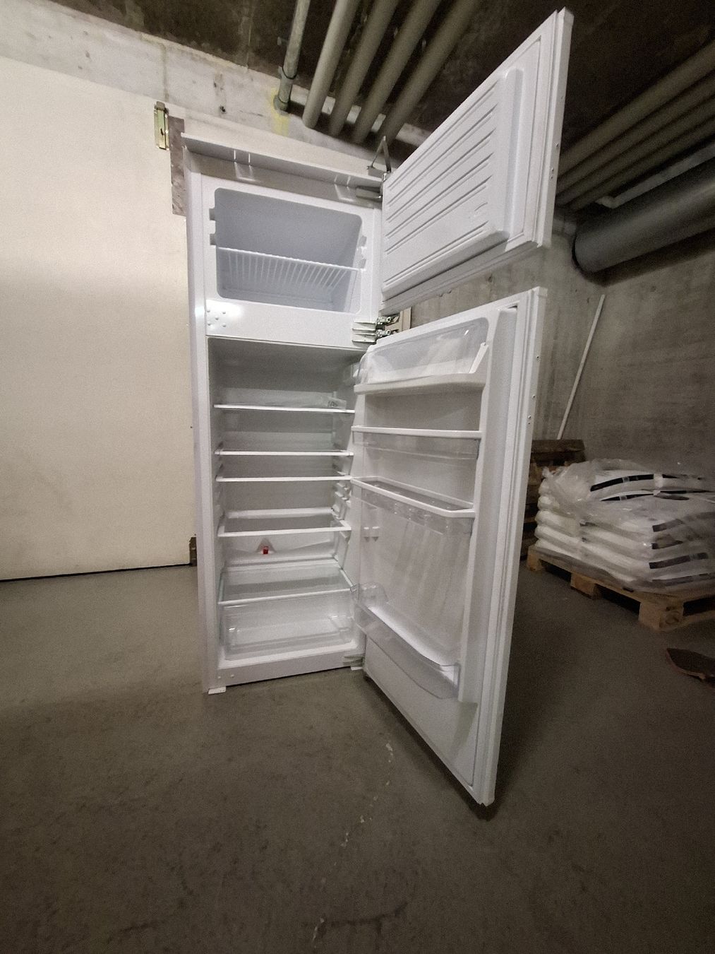 V-Zug Kühlschrank Prima, KPA60Ir, Top Zustand, Abholbereit (Gebraucht ...