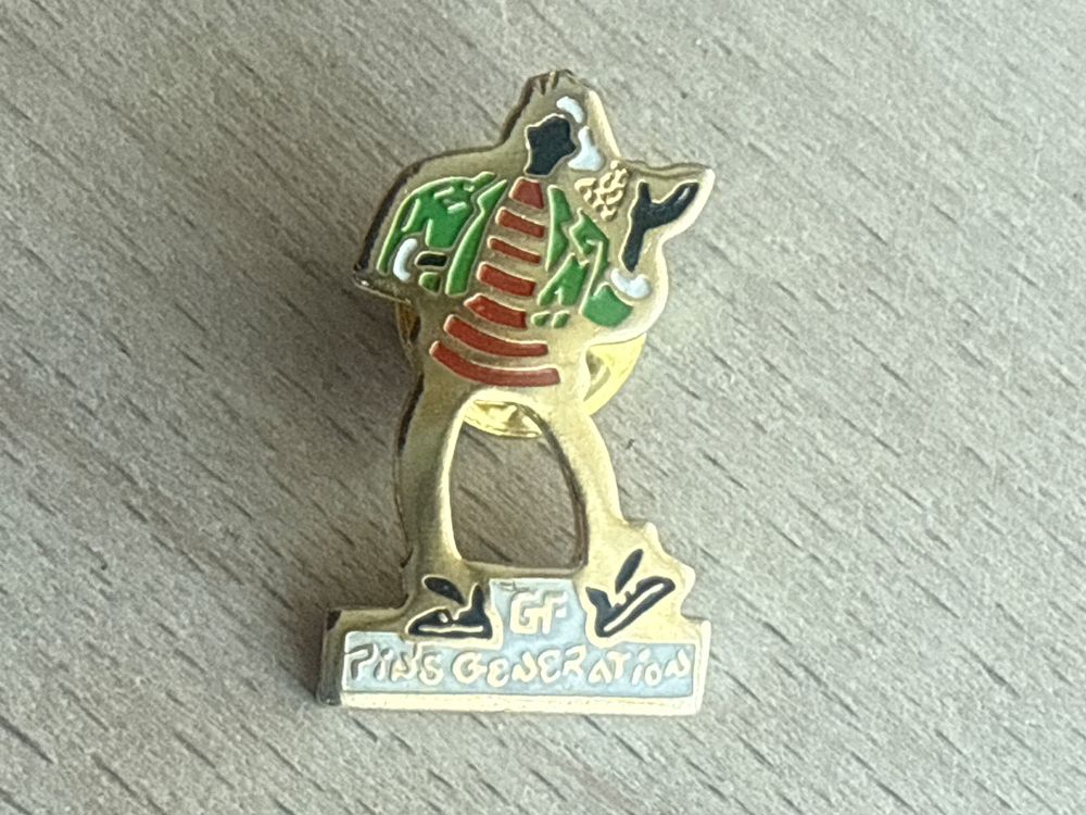 Pin GF Pins Generation (Gebraucht) in Glattbrugg für CHF 1 – mit ...