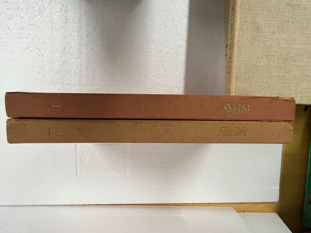 Heidi Band I + II / Copy Right 1946 /in Altdeutscher Schrift (Gebraucht ...