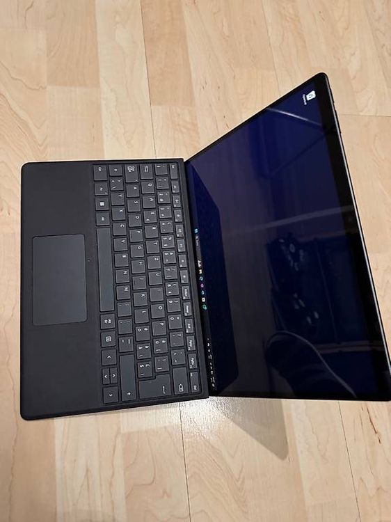 Microsoft Surface P9 Tablet/Laptop mit Garantie | Kaufen auf Ricardo