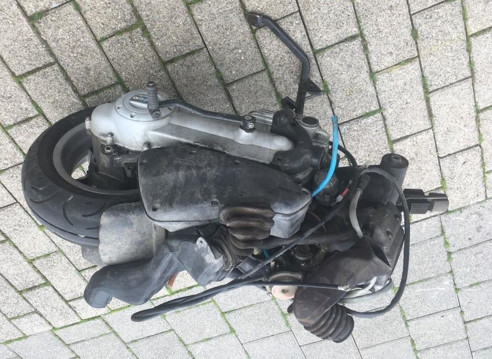 Piaggio Hexagon 125 LX4 Motor komplett aus Unfallfahrzeug | Kaufen auf ...