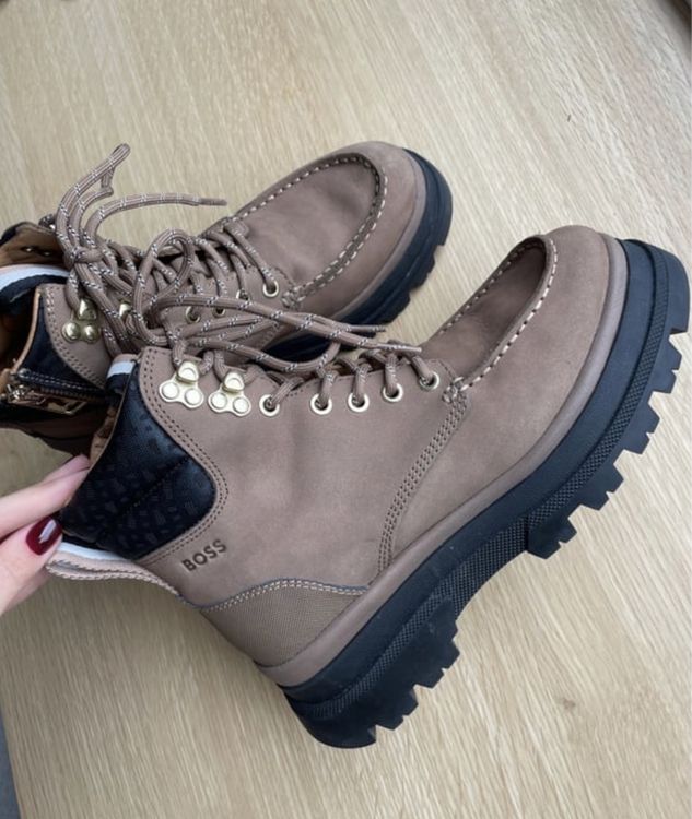 NEW HUGO BOSS boots 37 size (Neu (gemäss Beschreibung)) in Gentilino ...