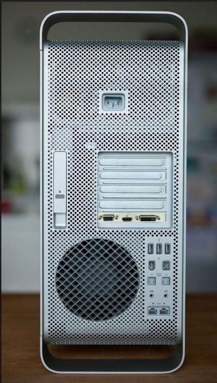 PC Apple MAC Pro 1.1 8GB 256GB 1TB HD6570 (Gebraucht) in Meggen für CHF ...