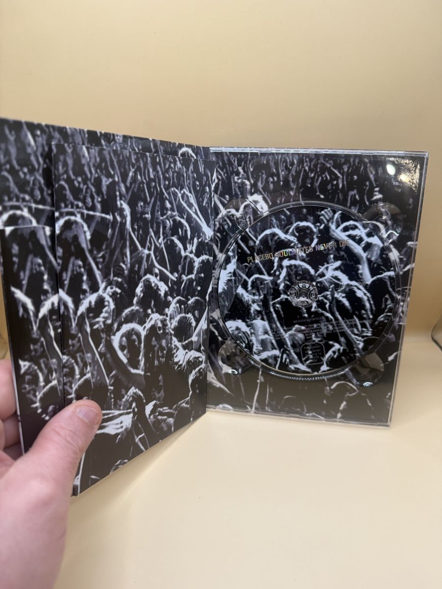 Placebo DVD Soulmates Never Die - Live in Paris 2003 (Gebraucht) in ...