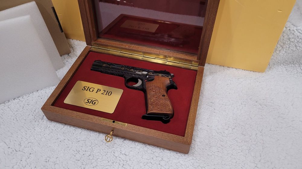 Boite originale Sig Haemmerli pour P 210 luxe ou autres (Gebraucht) in Choëx für CHF 259.5 – mit ...