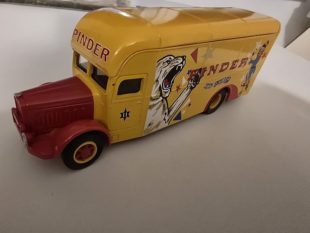 Corgi Circus LKW "Pinder" Jean Richard Modellauto (Neu (gemäss ...