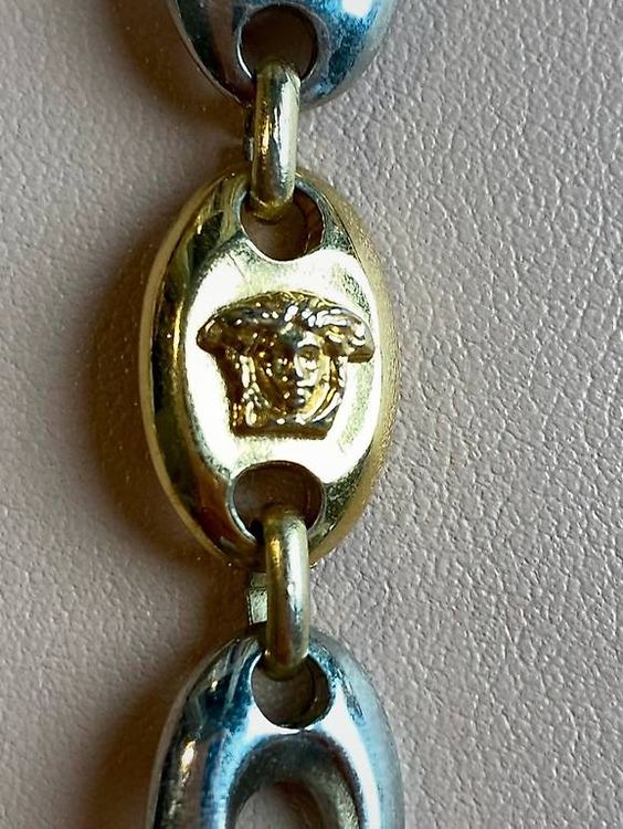 Collier versace authentique rare vintage (Gebraucht) in Troistorrents ...