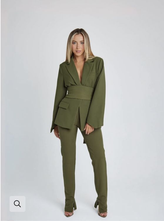 Odd muse - green suit for woman - pants L - blazer M (Neu (gemäss ...