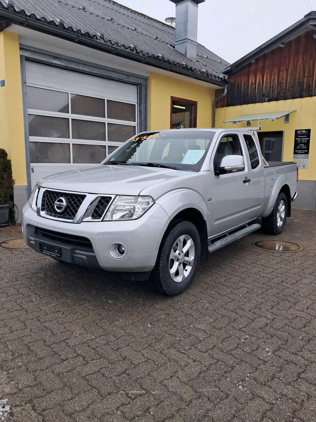 Erstaunlich Nissan Navara Gebraucht Ebenbildnull