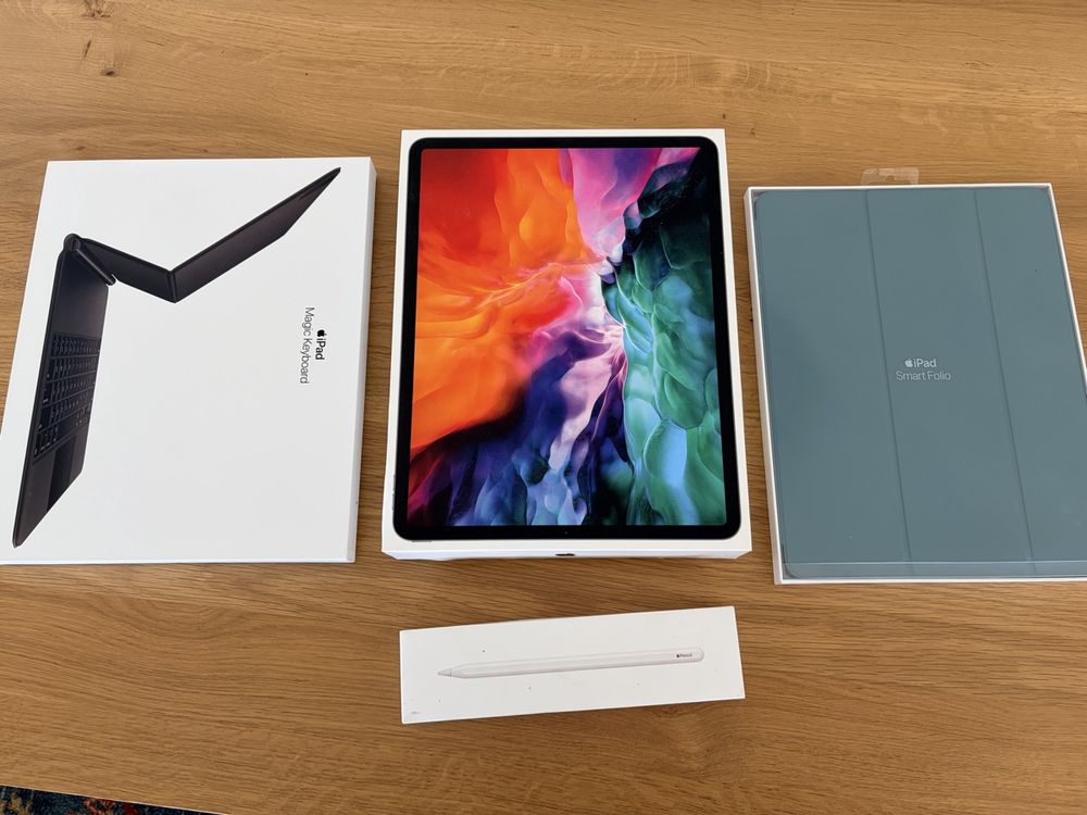 Apple iPad Pro 12.9" 256GB - Magic Keyboard Bundle (Gebraucht) in ...
