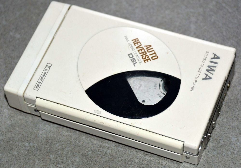 Walkman Aiwa HS-PL101 Vintage (Gebraucht) in Collonges für CHF 100 – mit Lieferung auf Ricardo ...