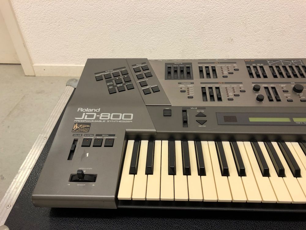 Roland JD-800 | Kaufen auf Ricardo