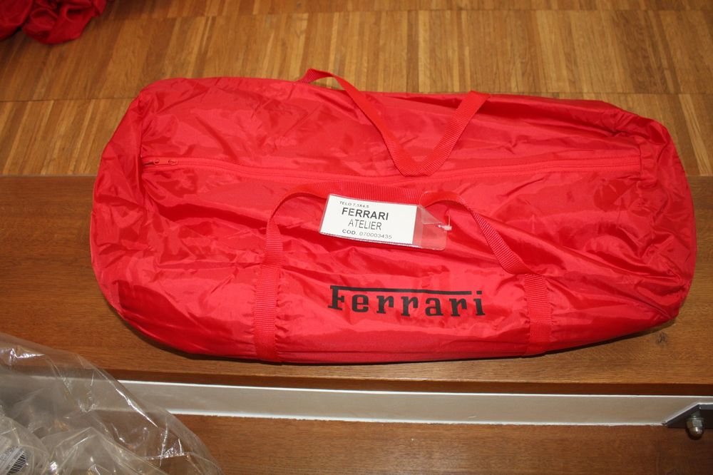 Ferrari Car Cover Original Universal für Ferrari Showroom (Gebraucht ...