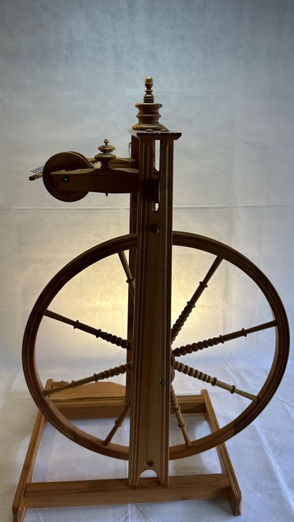 Spinnrad aus 1982 NEU (Neu (gemäss Beschreibung)) in für CHF 50 – nur ...