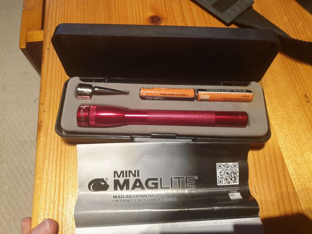 Mini Mag Light neuve rouge | Kaufen auf Ricardo
