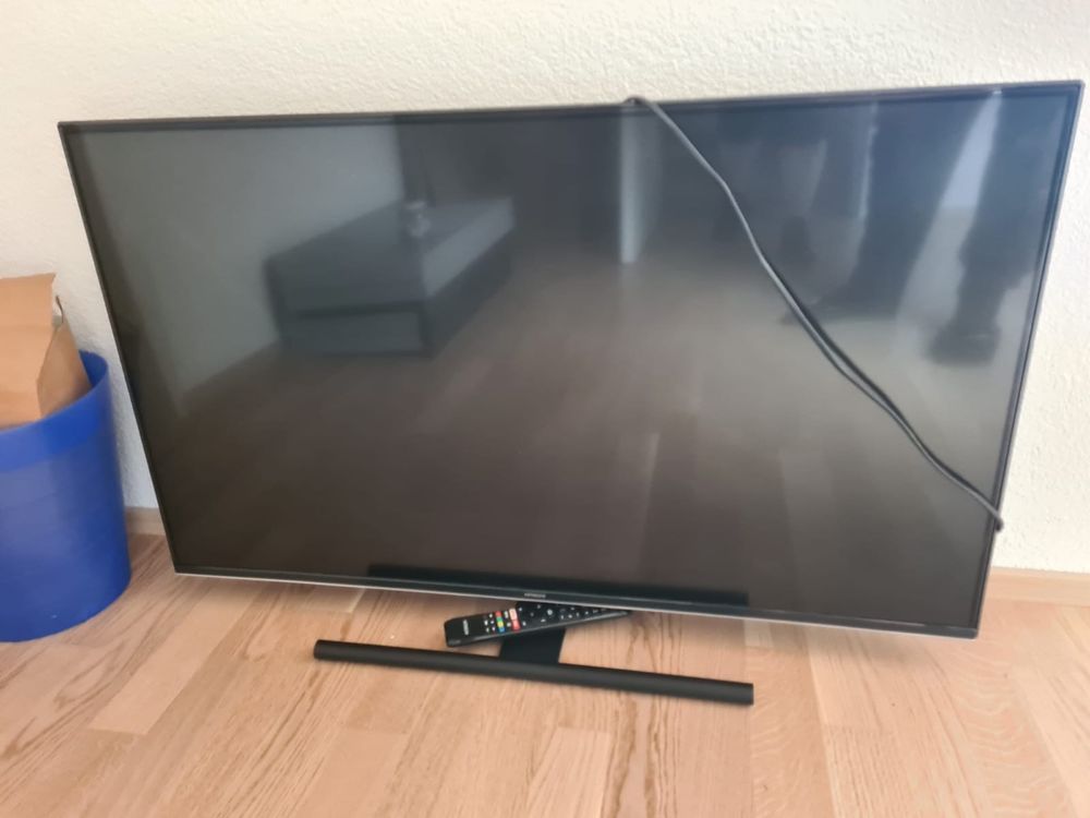 Hitachi Android TV 4K UHD (Gebraucht) in Hinwil für CHF 65 – nur ...