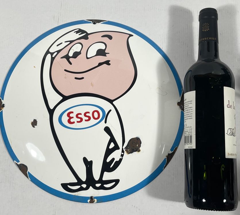 Vintage Esso Email Schild (Gebraucht) in Root für CHF 90 – mit ...