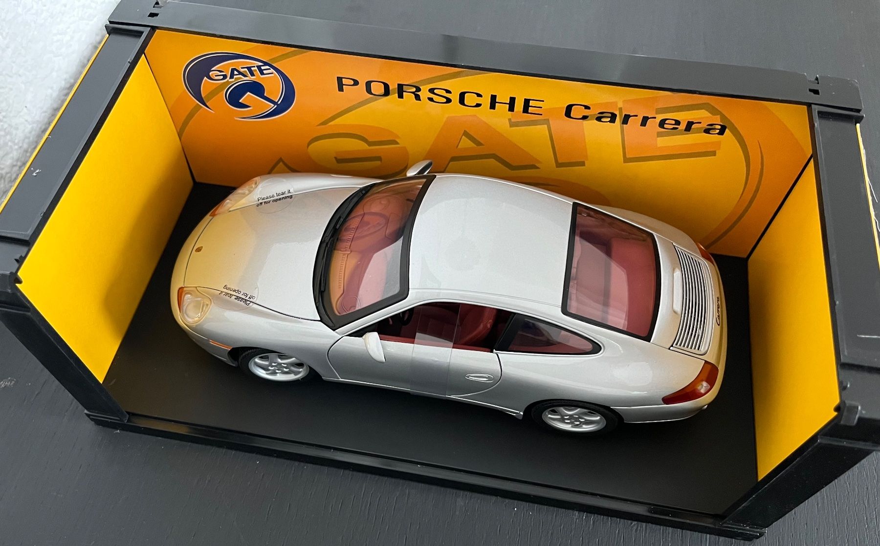 Porsche Carrera 996 Coupé 1:18, Replica, Gate (Gebraucht) in St-Cergue ...