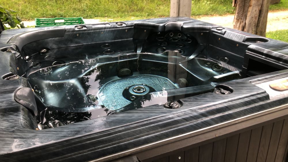 Whirlpool Typhoon | Kaufen auf Ricardo