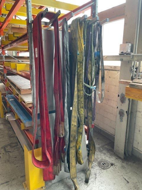 Posten mit Strupen / Hebegurte (Lot 182) (Gebraucht) in Bäriswil für CHF 120 – nur Abholung auf ...