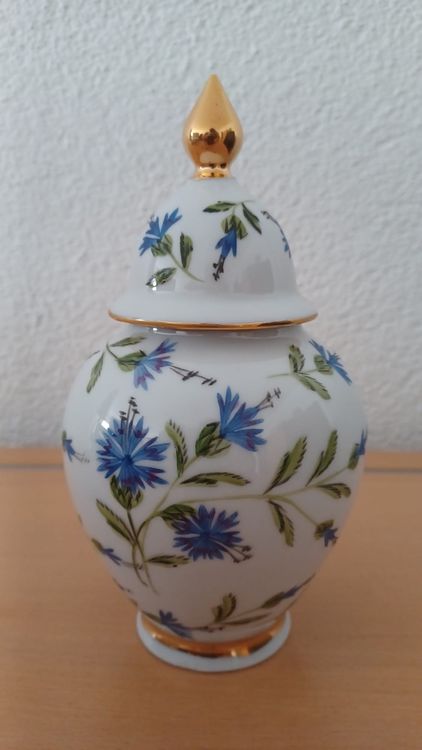 Porzellan Deckelvase / Goldmalerei / Vase (Gebraucht) in Olten für CHF 19 – mit Lieferung auf ...