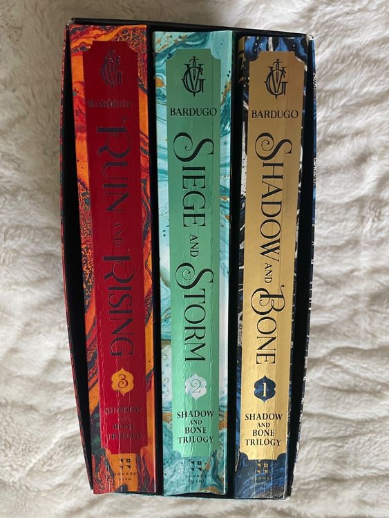 Shadow and Bone Trilogy | Kaufen auf Ricardo