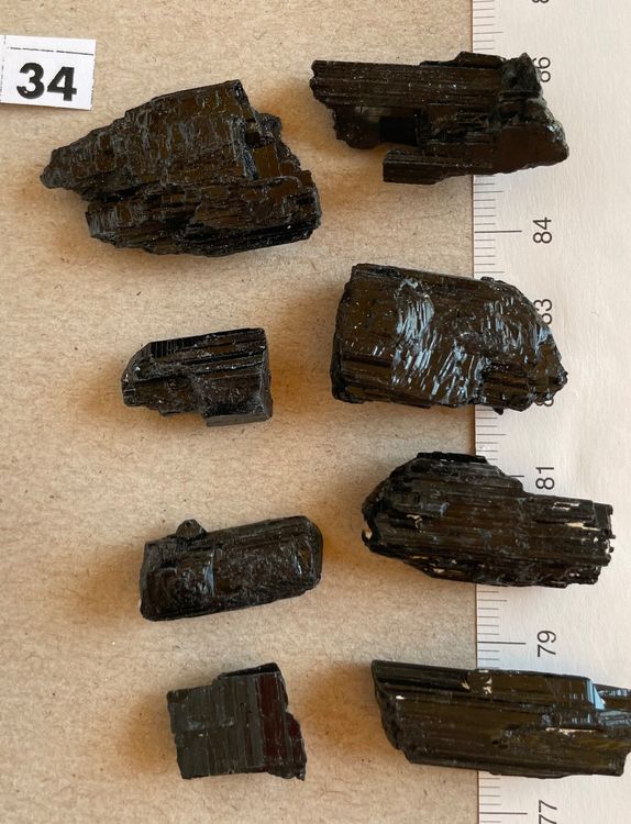 schwarzer Turmalin unbehandelt. Brocken aus Brasilien (Neu und originalverpackt) in Leuggern für ...