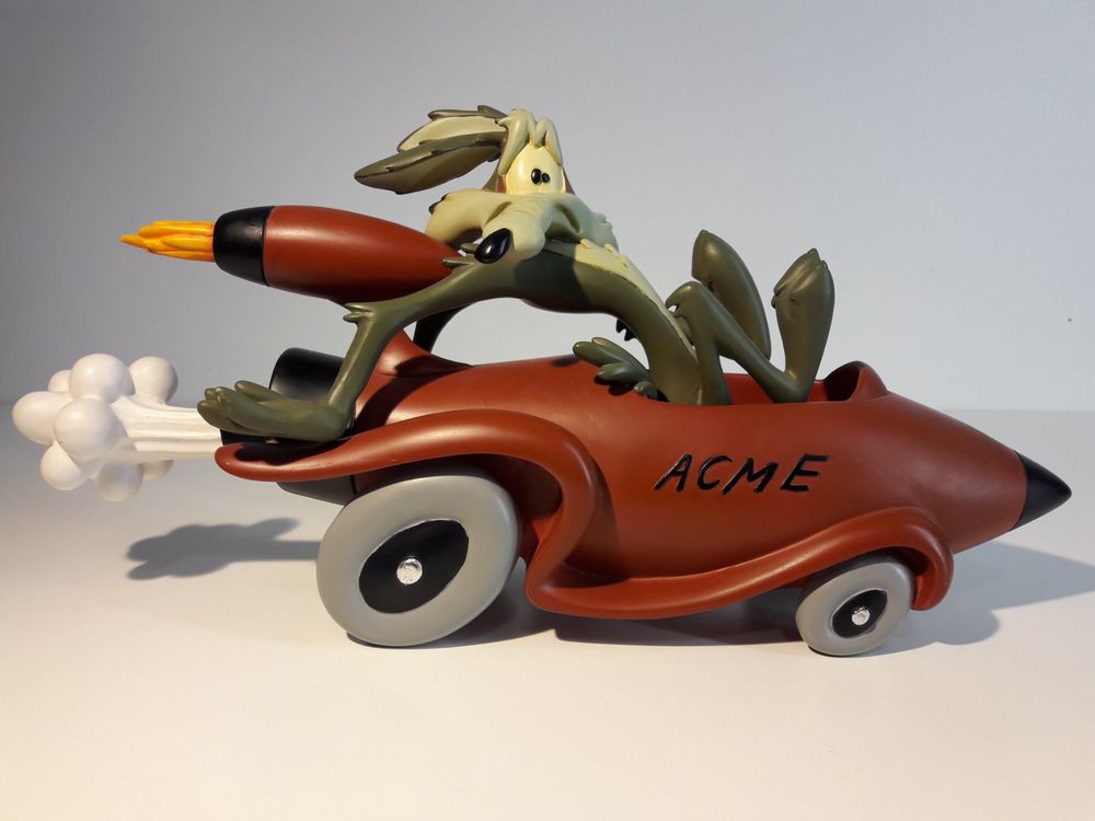 Wile E Coyote on Acme Rocket Car, Looney Tunes Figurine (Gebraucht) in ...