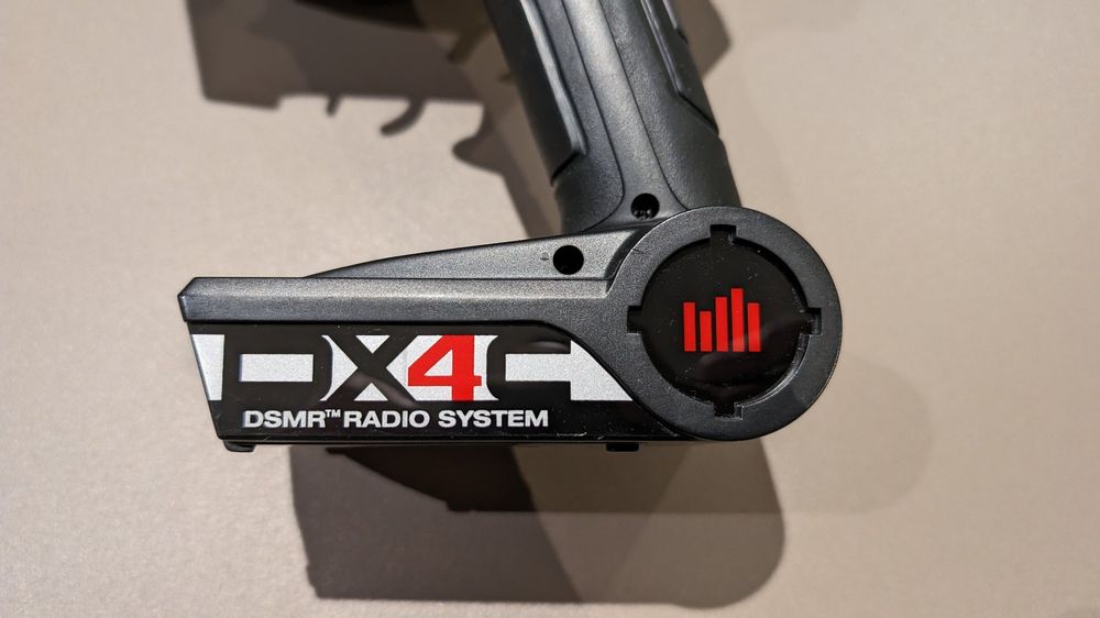 Spektrum DX4C mit Empfänger Spektrum SR410 (Gebraucht) in Schinznach ...