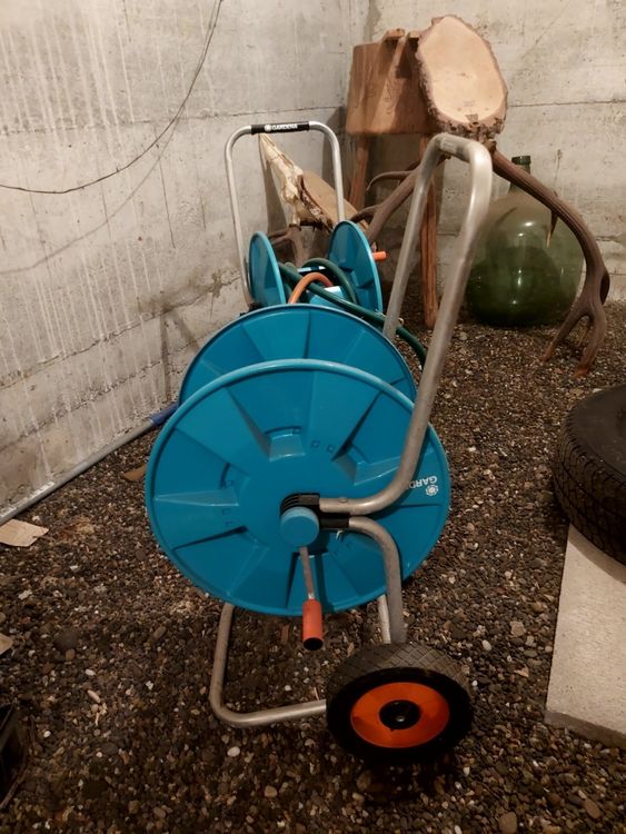 2 Schlauchrollen (#65) (Gebraucht) in Nussbaumen AG für CHF 30 – nur Abholung auf Ricardo kaufen