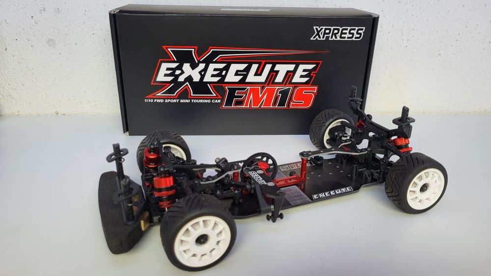 XPRESS EXECUTE FM1S (M-Chassis) FWD **** | Comprare su Ricardo