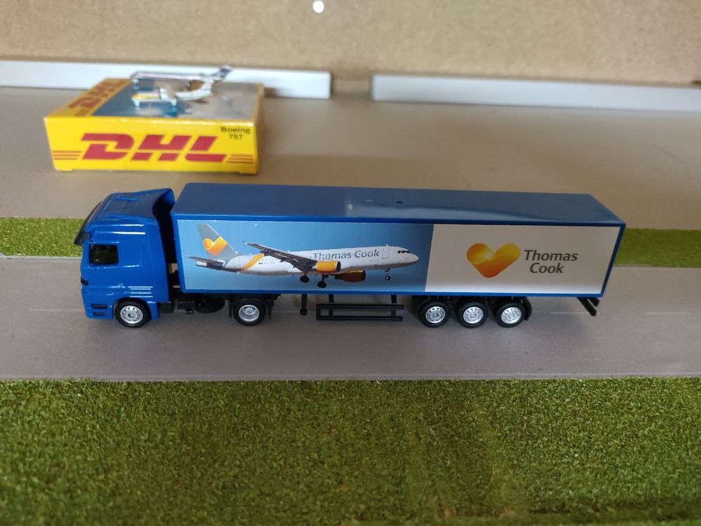 Actros LKW Thomas Cook Lastwagen (Gebraucht) in Leuggelbach für CHF 2 ...