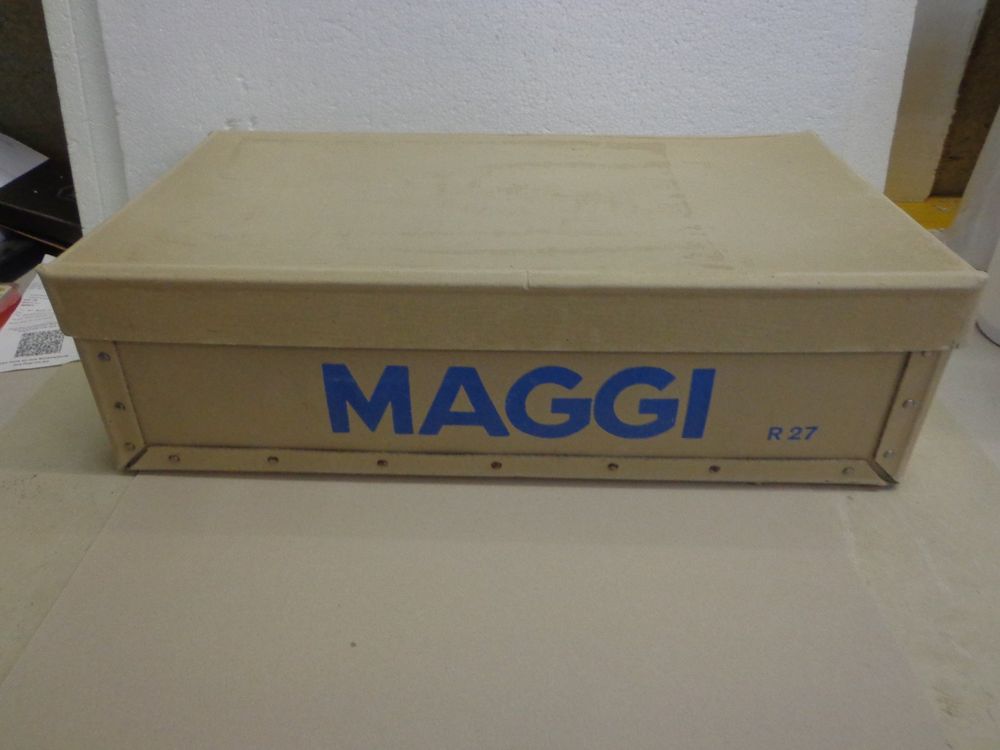 Grosse alte MAGGI Kartonschachtel (Gebraucht) in Zofingen für CHF 10 ...