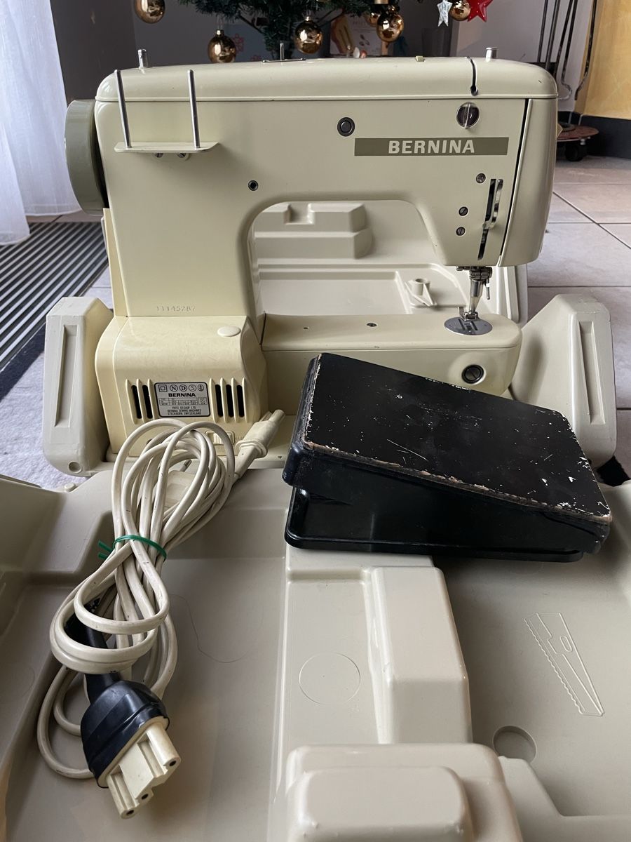 Bernina 707 minimatic (Usato) a Mezzovico per CHF 250 – con consegna ...